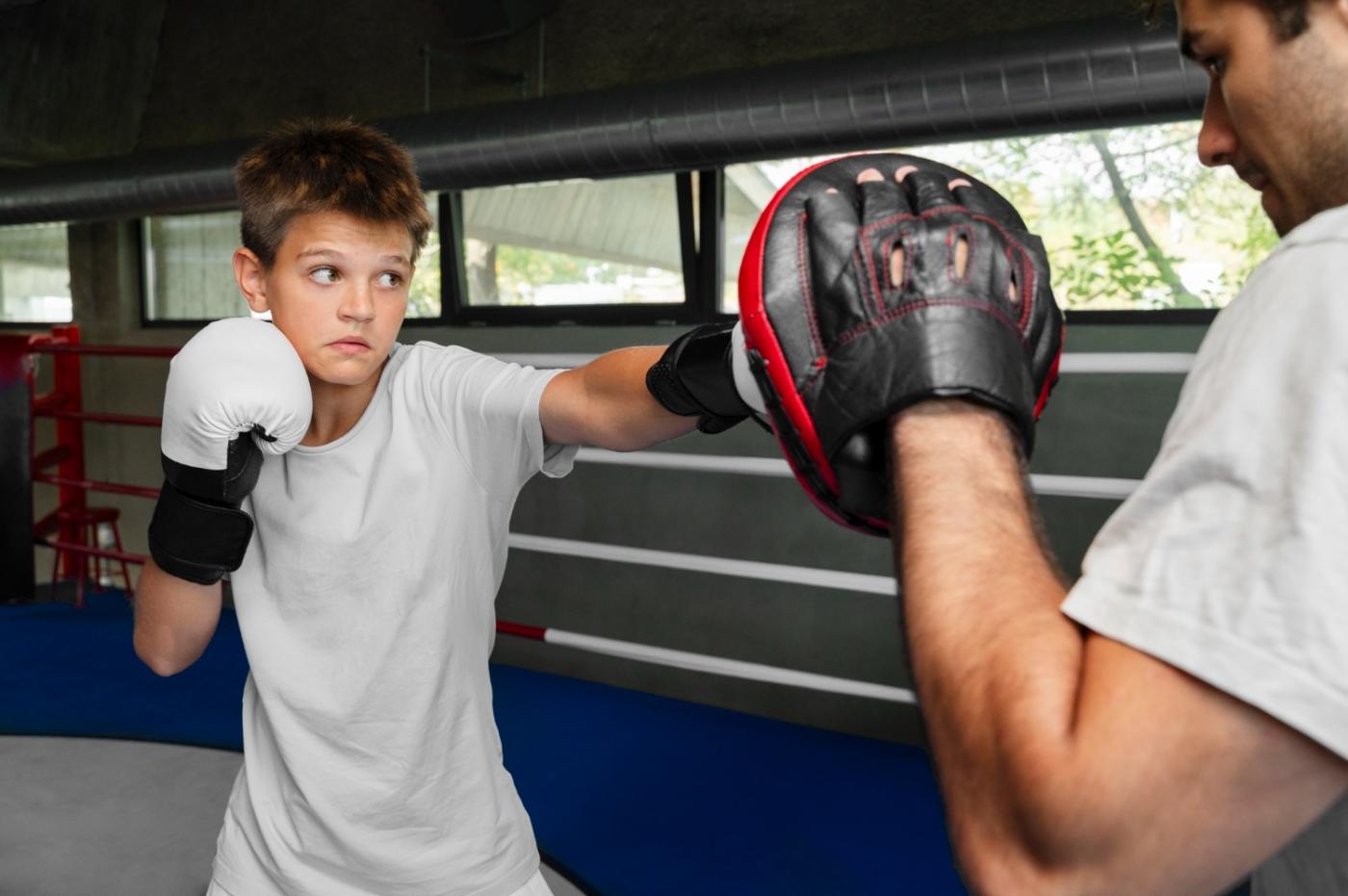 Tudo sobre aulas de boxe para crianças