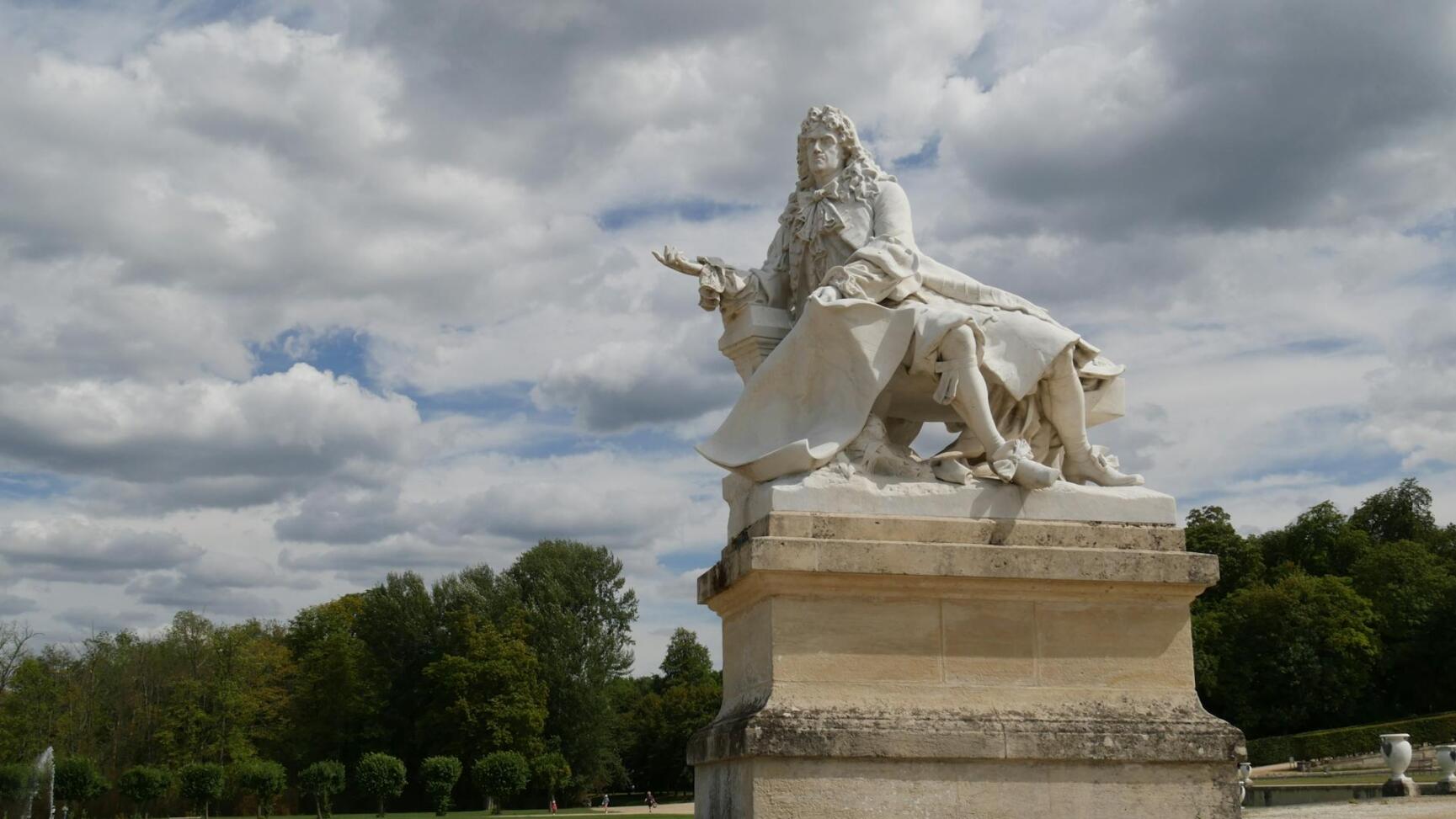 20 Famous French People and Their Impact on the World Around Us