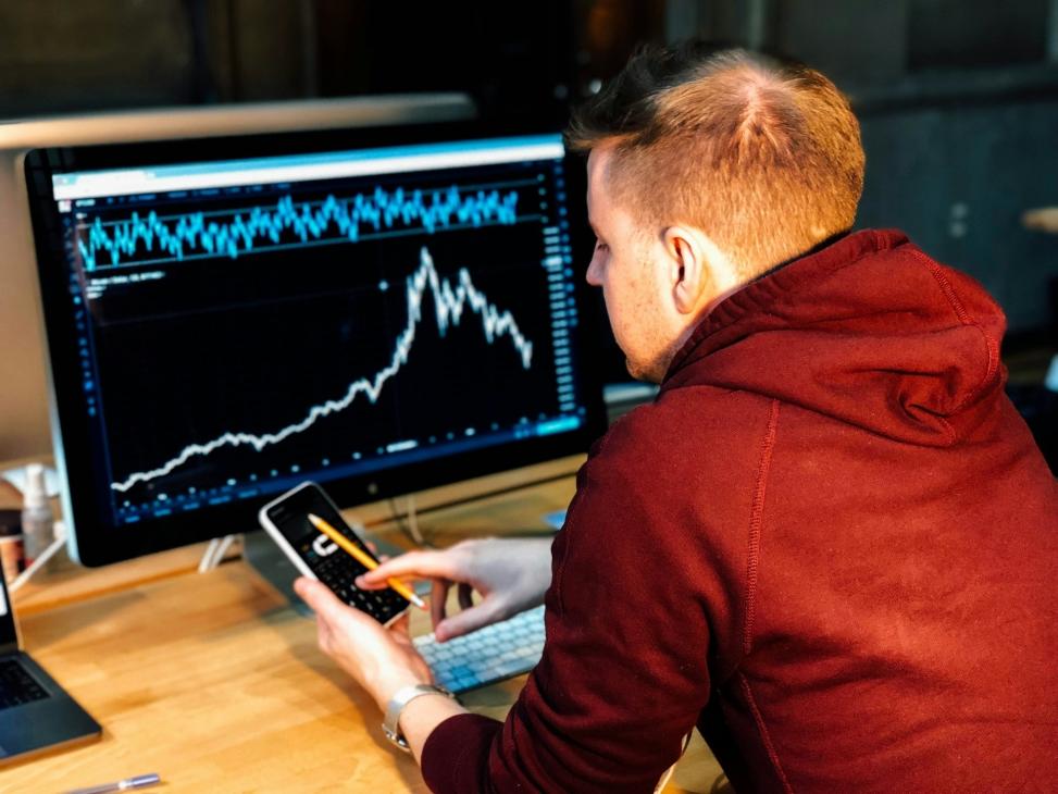 What is the Canadian Securities Course?