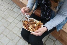 History of Poutine: A Symbol of Canadian Cuisine