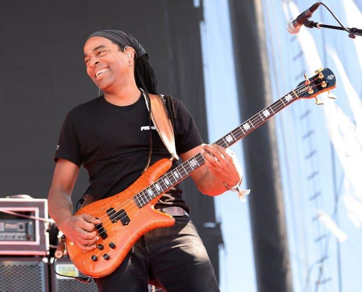 Aprender A Tocar El Bajo