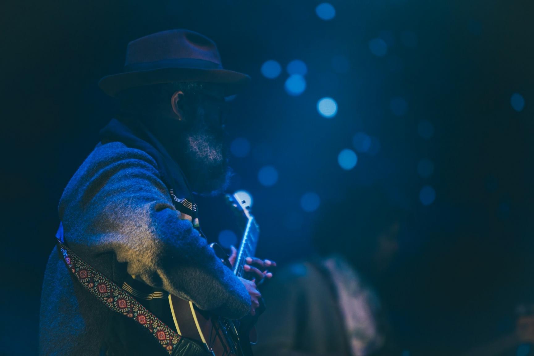 ¿Cuáles son los instrumentos del blues?
