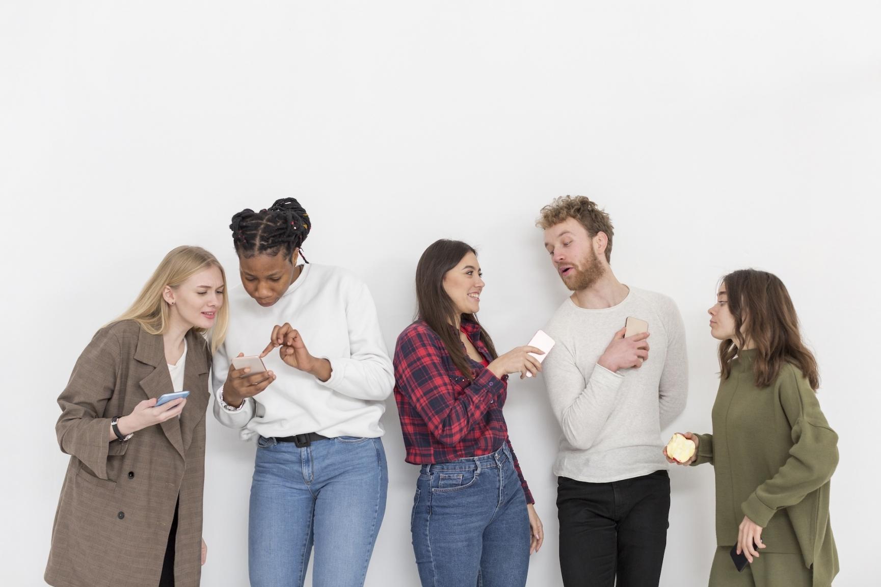 Les médias sociaux avantages et inconvénients