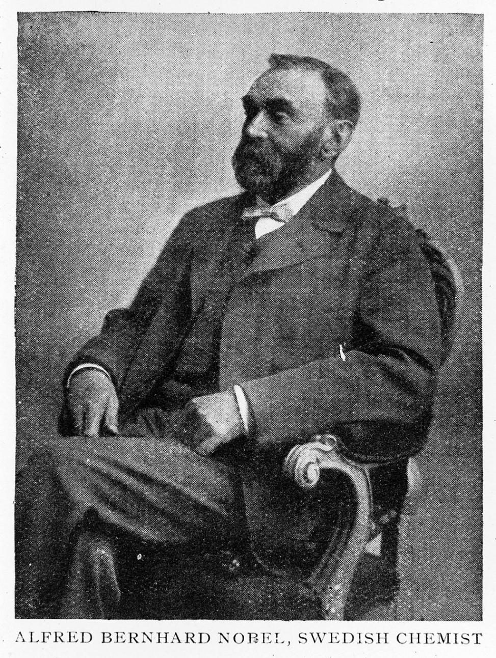 Top 13 Most Famous Chemists: From the 18th Century to Modern Day