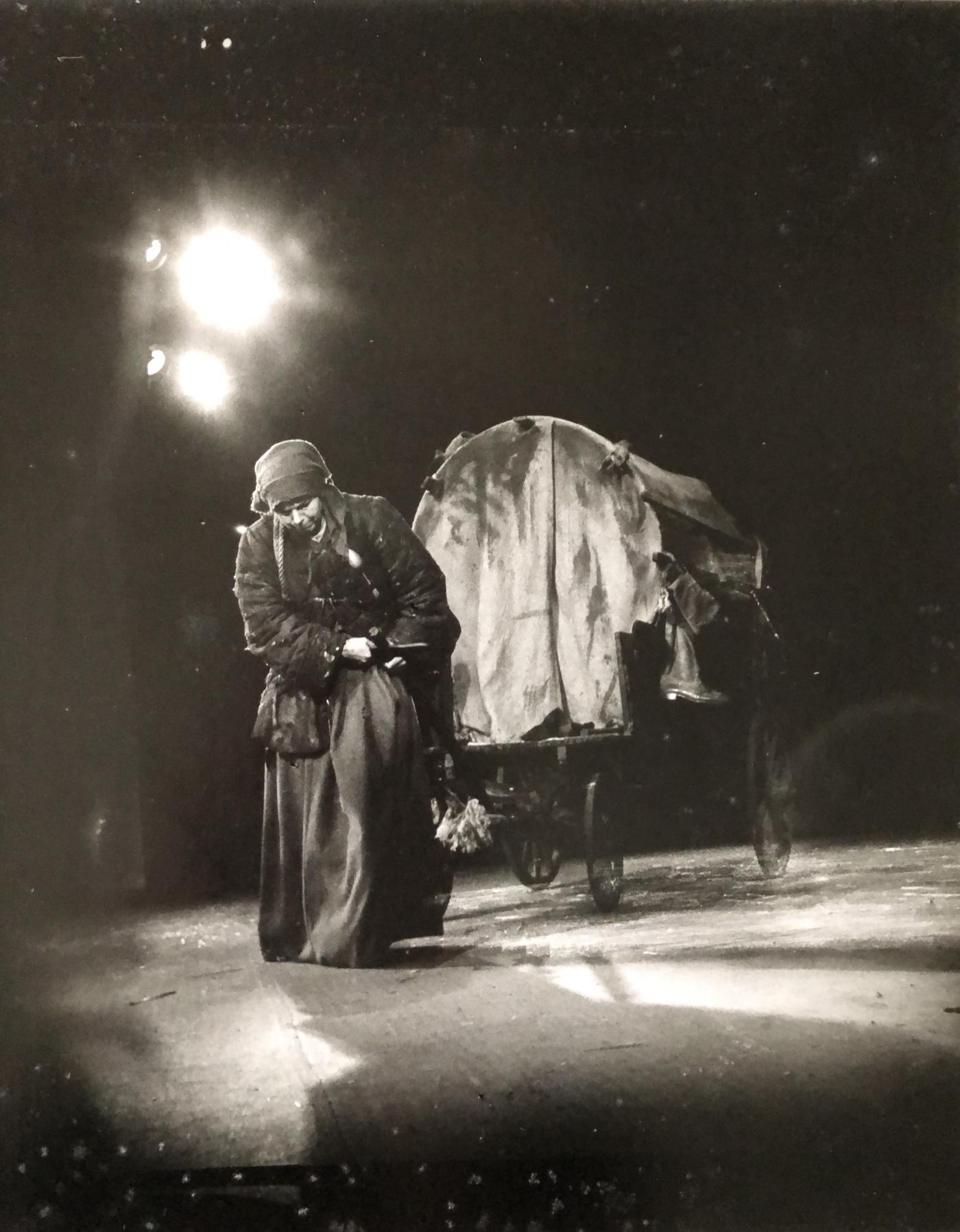 Brechtian Theatre Techniques and Epic Theatre