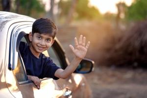Saying Farewell in French: Learn Different Ways to Say Goodbye