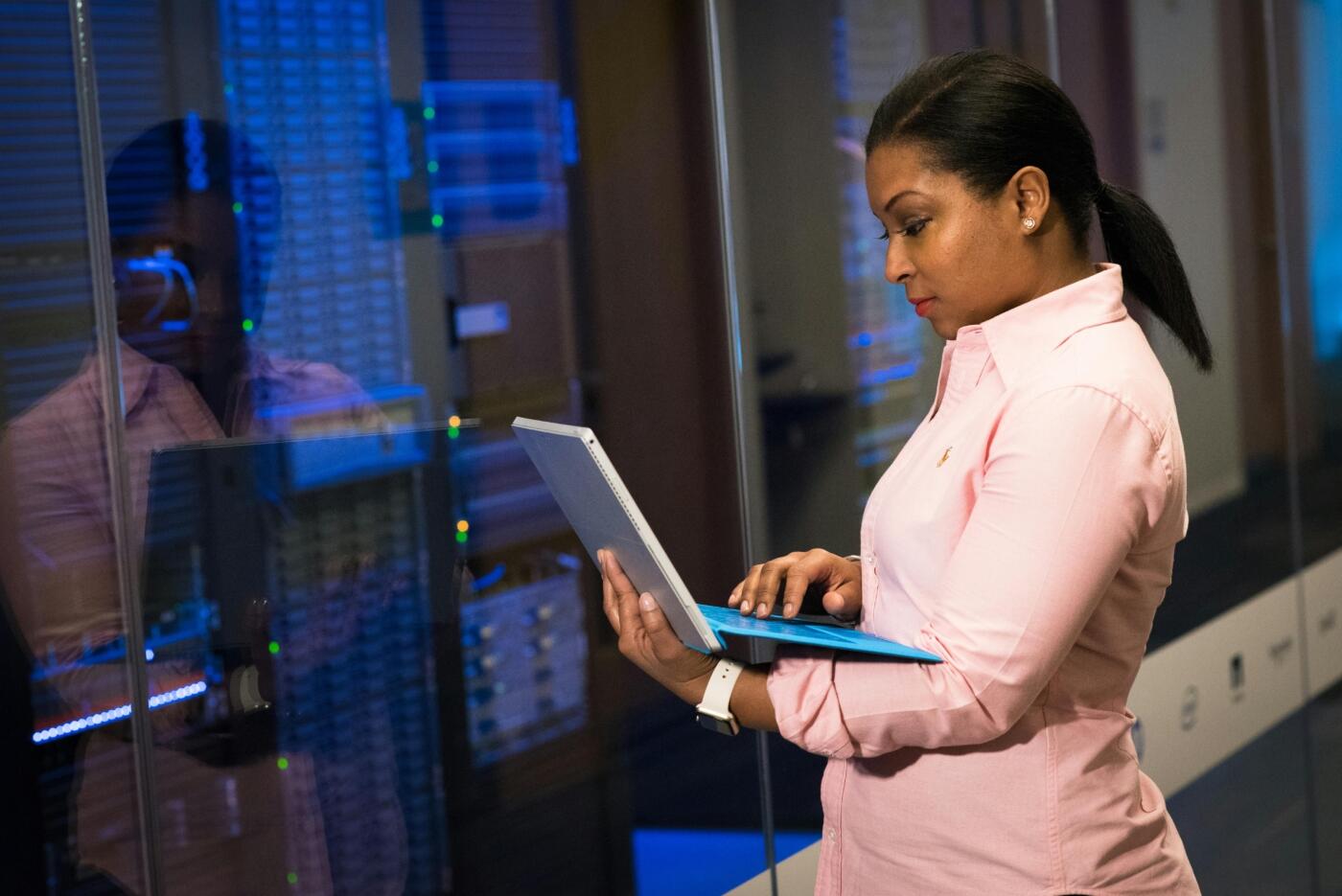 What Companies Use Python? Top Industry Leaders Revealed