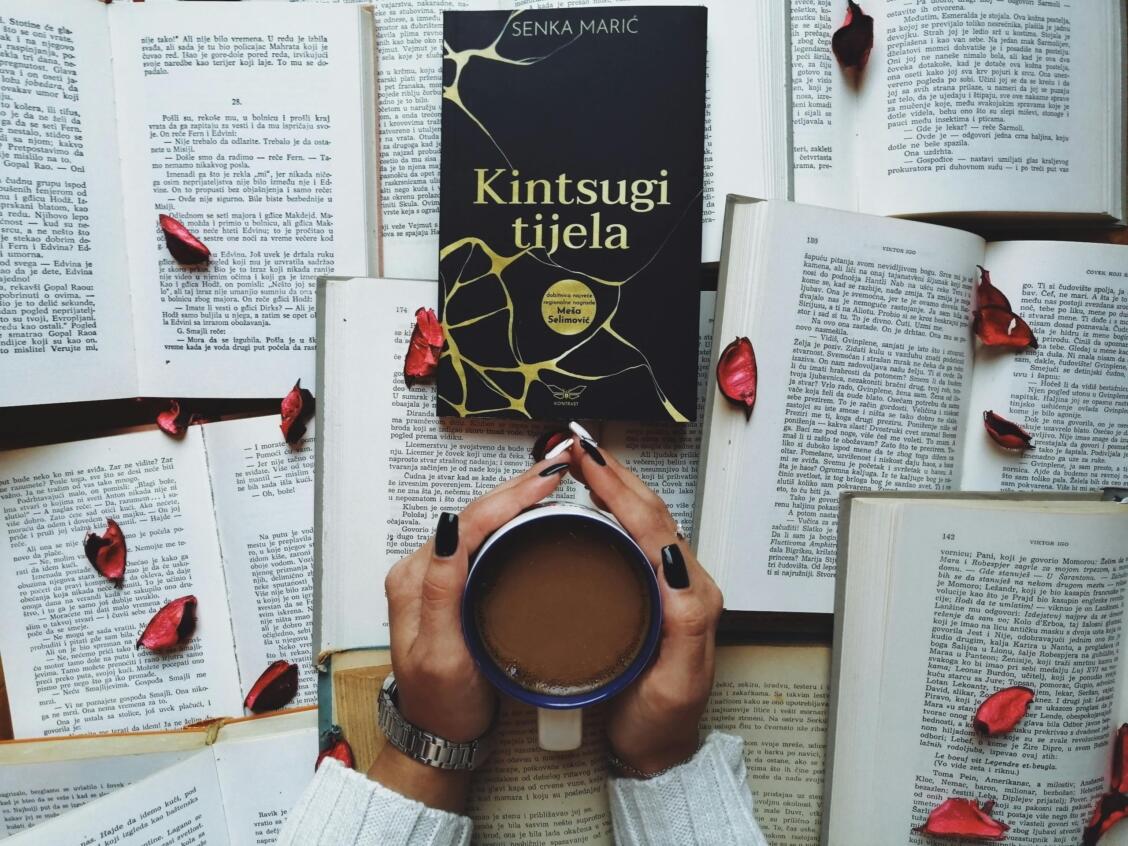 Looking at Unseen Poetry Examples to Improve Your Grade