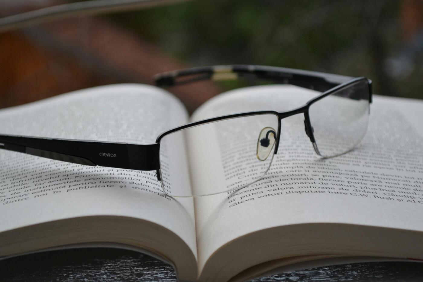 How to Analyse Unseen Poetry GCSE: Step by Step Guide