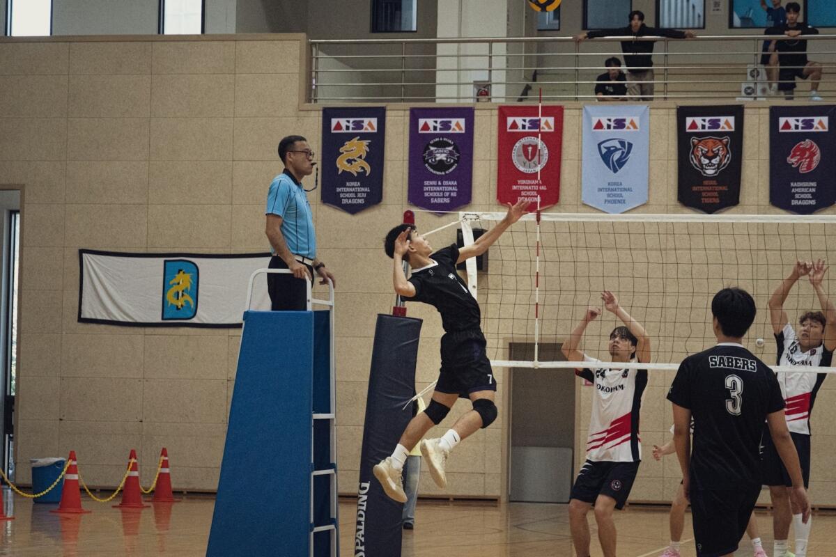 Understanding the Outside Hitter Volleyball Position
