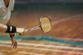 Learn How to Play Badminton: Your Essential Starter Guide