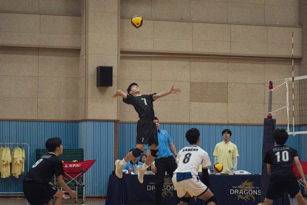 Mastering the Setter Volleyball Position