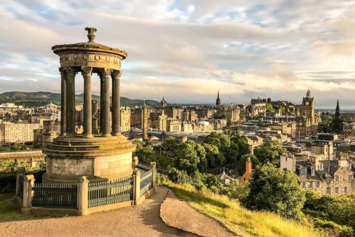Edinburgh Marathon 2026: Route, Registration, and Race Day Guide