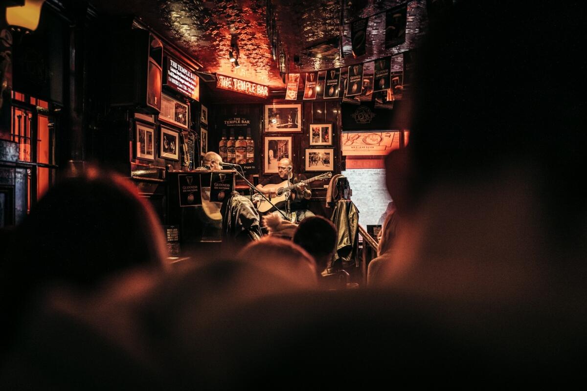 Irish Ballads: The Most Popular Songs by Irish Artists