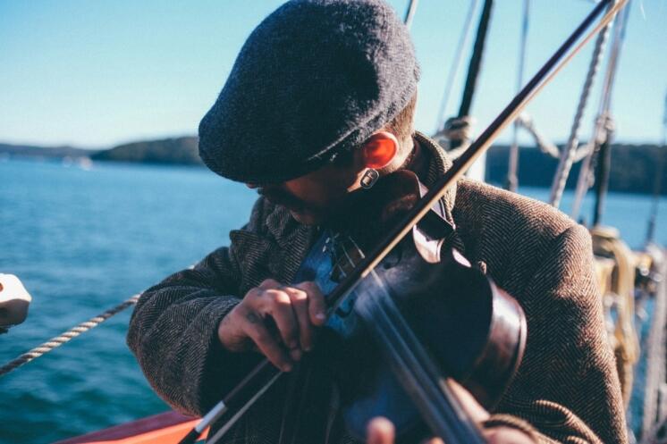 Irish Traditional Instruments: A Guide to Irish Musical Instruments