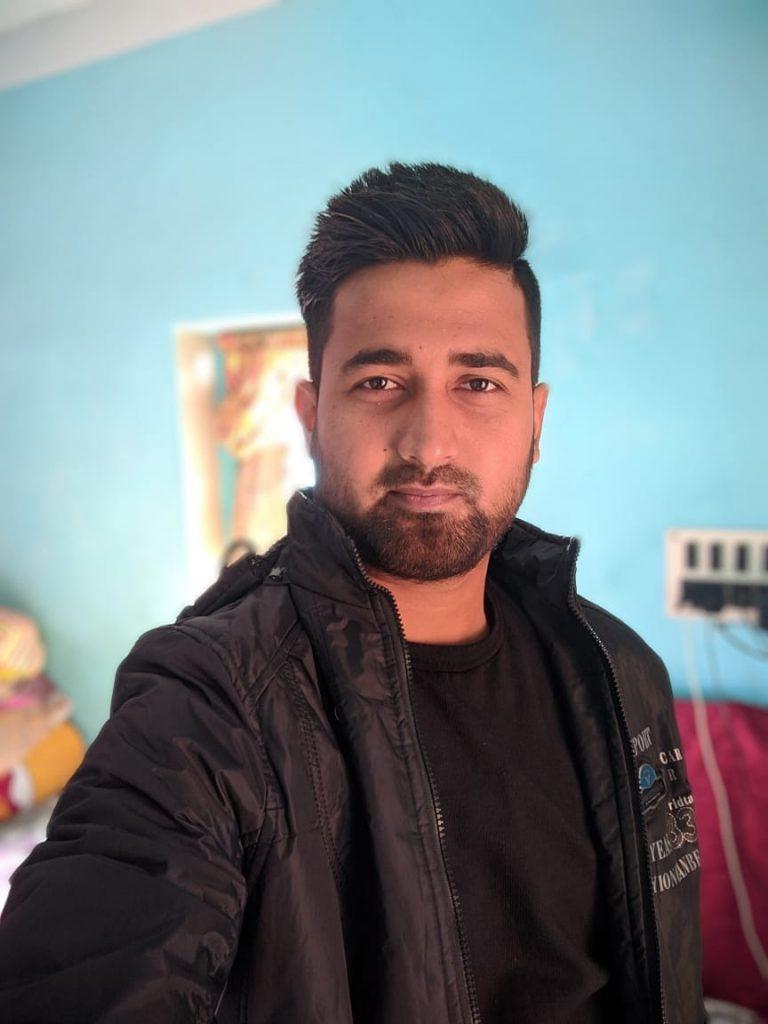 Most Popular Indian Singers in India [2025]