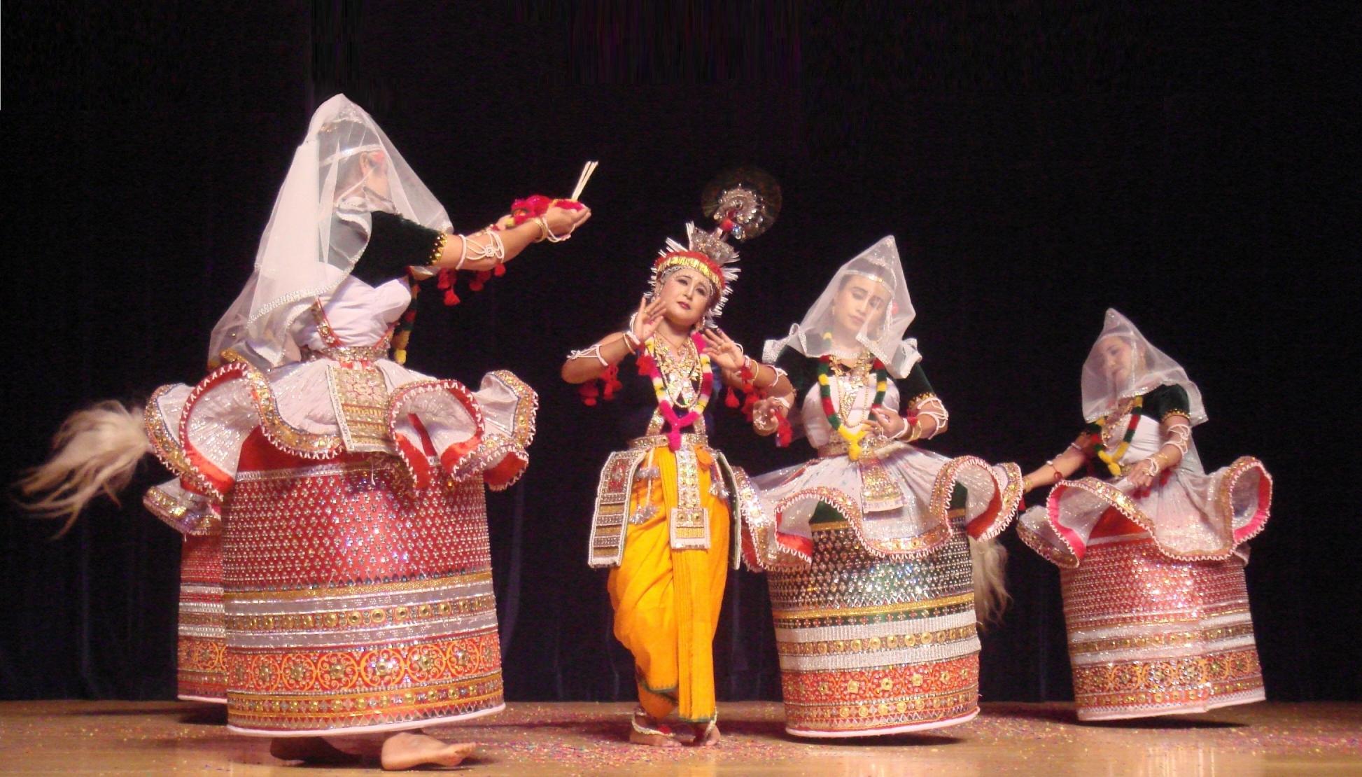 Manipuri Dance: Form, Costume & Famous Dancers