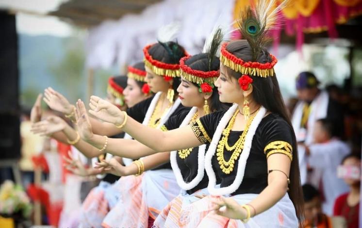 Manipuri Dance: Form, Costume & Famous Dancers