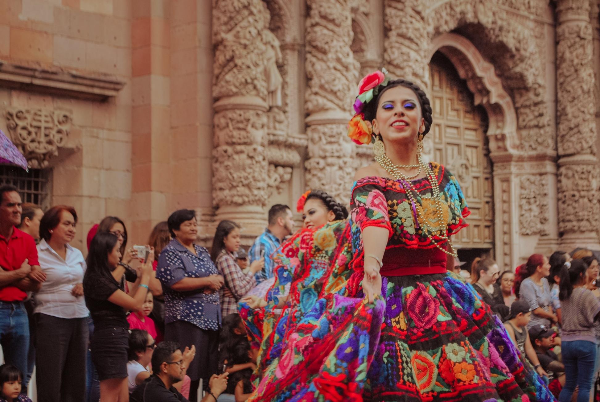 Todo lo que debes saber de la danza folklórica