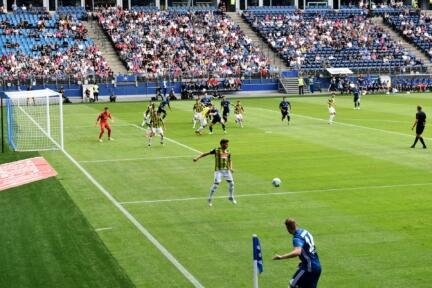 Hva er vanlig dommer lønn for en fotballdommer?