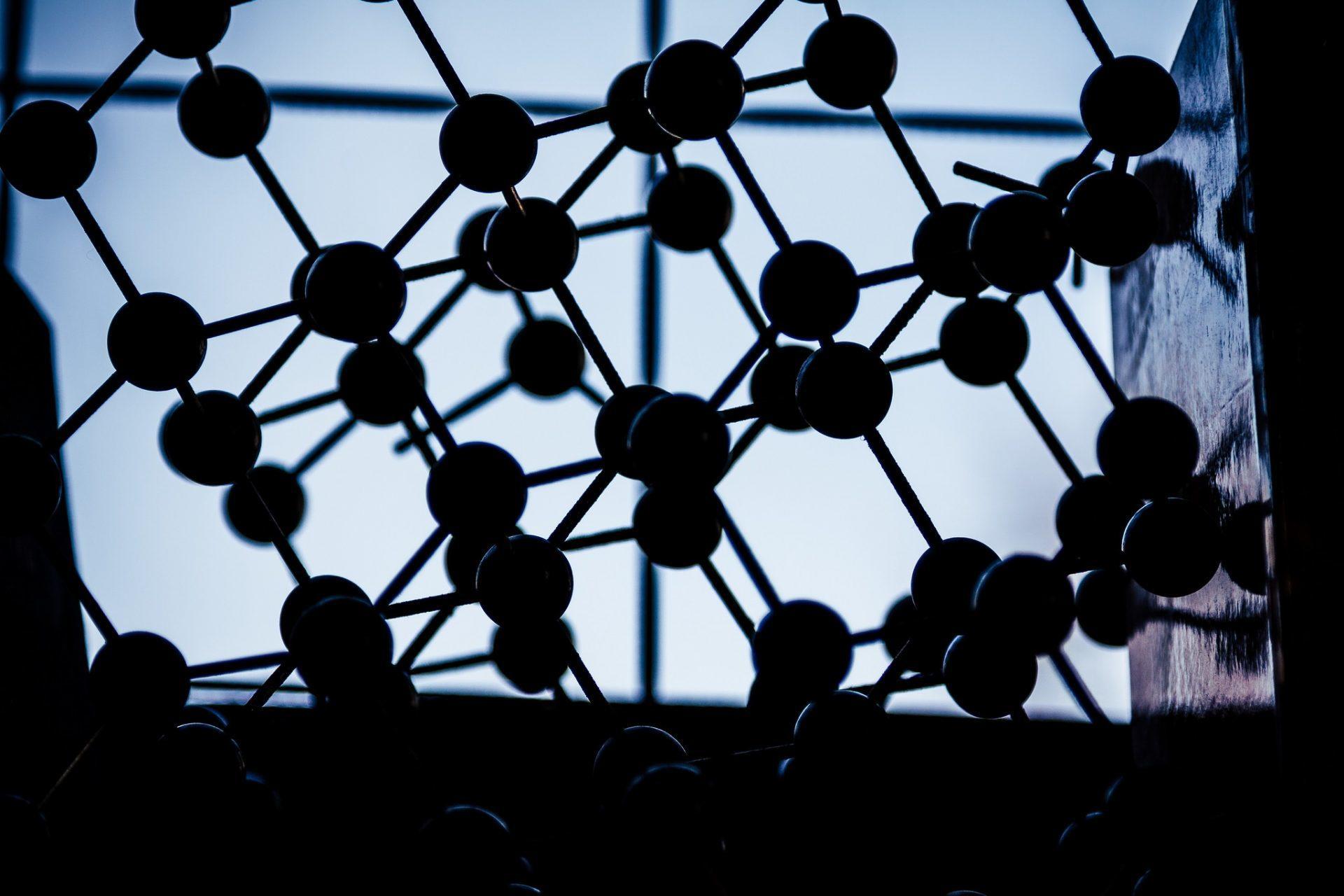 La représentation de Lewis et le calcul du nombre d'électrons