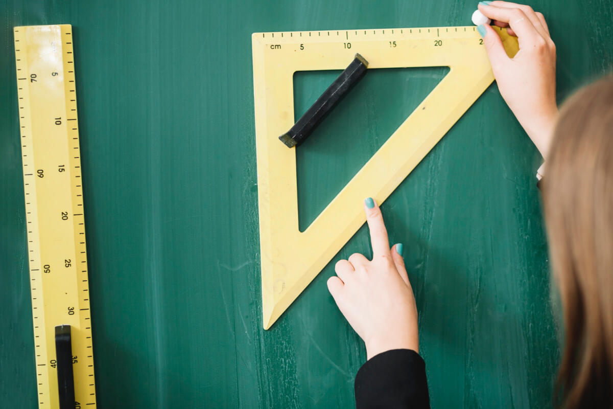 Triangle rectangle : définition, théorème et exercices