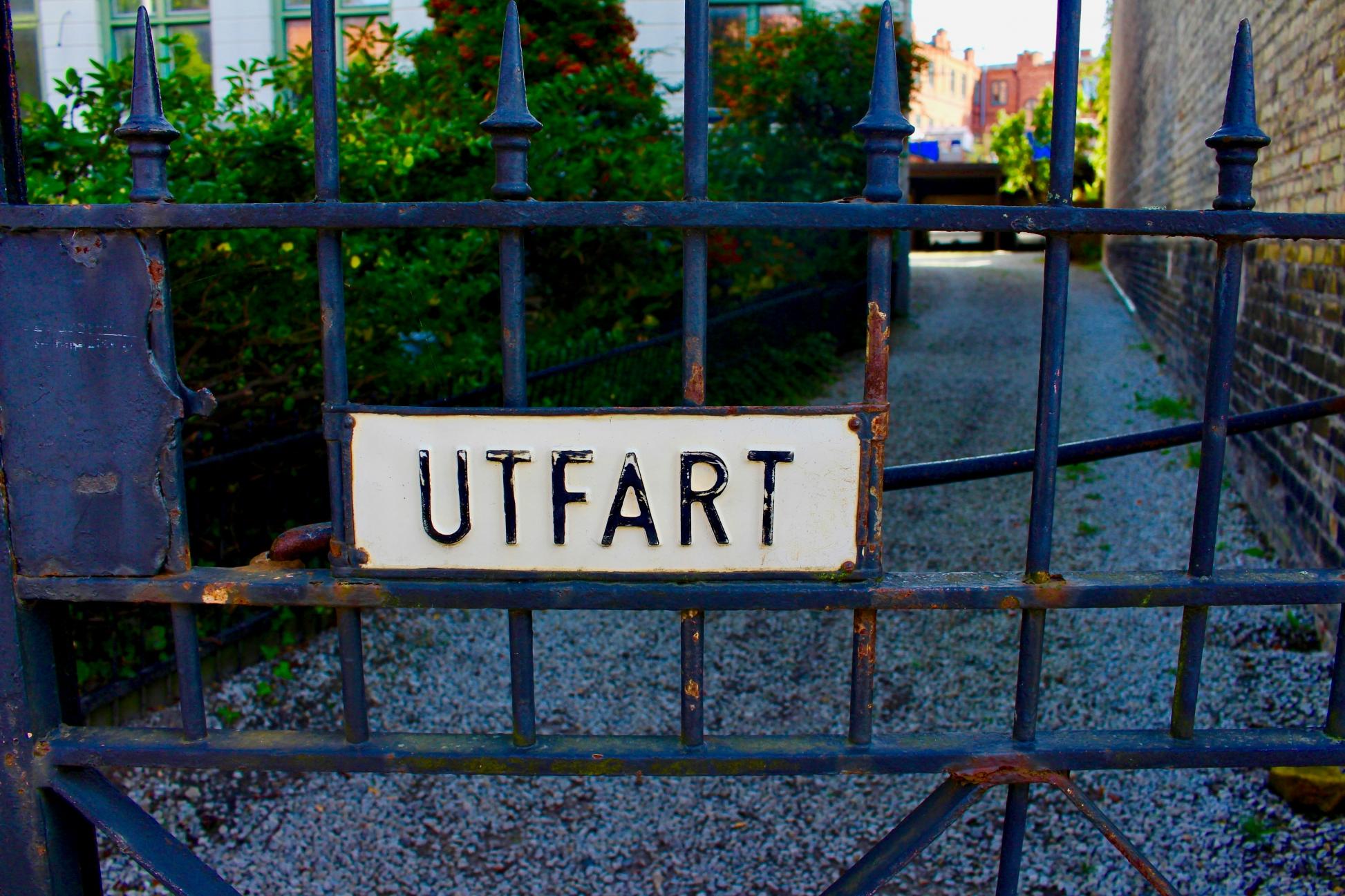 Is Swedish hard to learn and how long does it take?