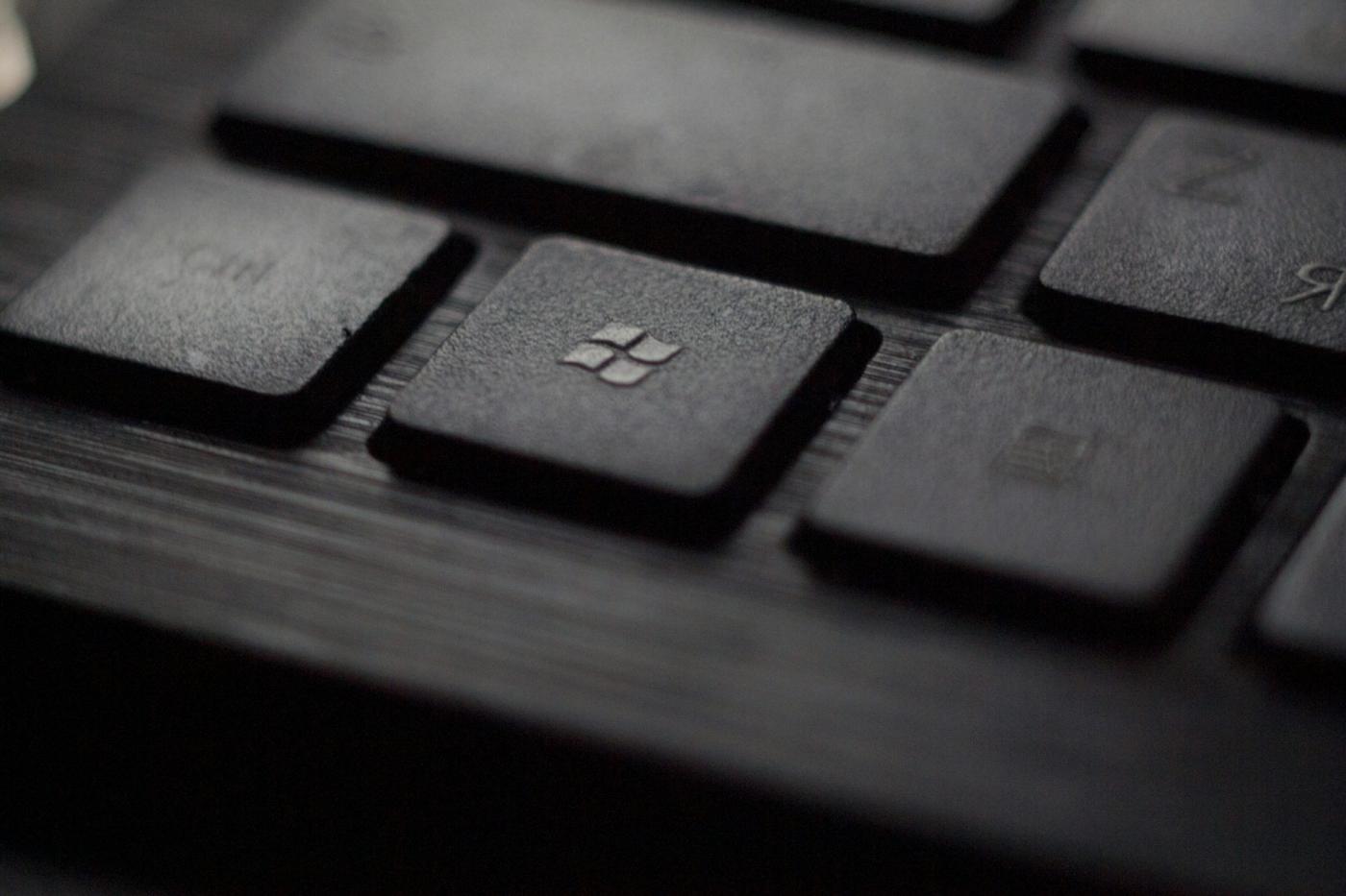 How to Install an Arabic Keyboard on Your Computer and Smartphone