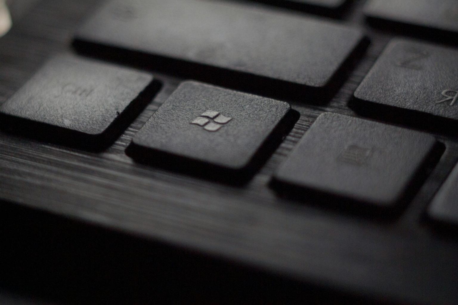 How to Install an Arabic Keyboard on Your Computer and Smartphone