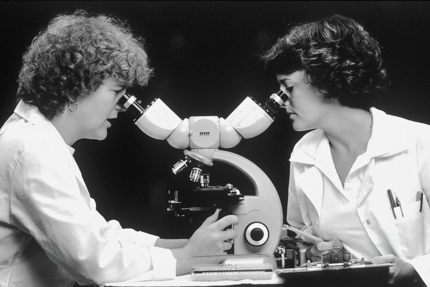 The Most Famous Chemists: Individuals Who Changed Chemistry and the Way ...
