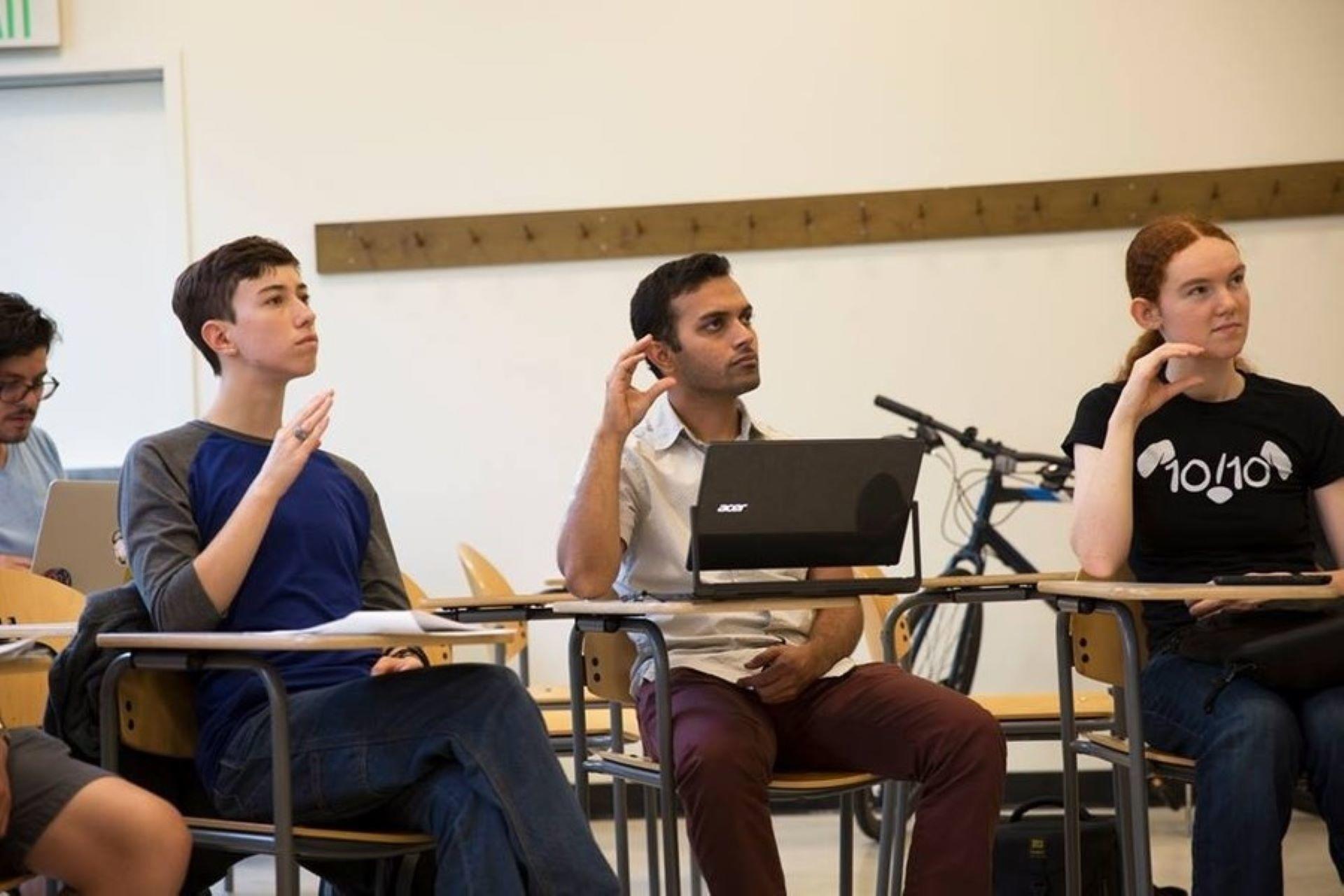 What are the Elements of sign language?