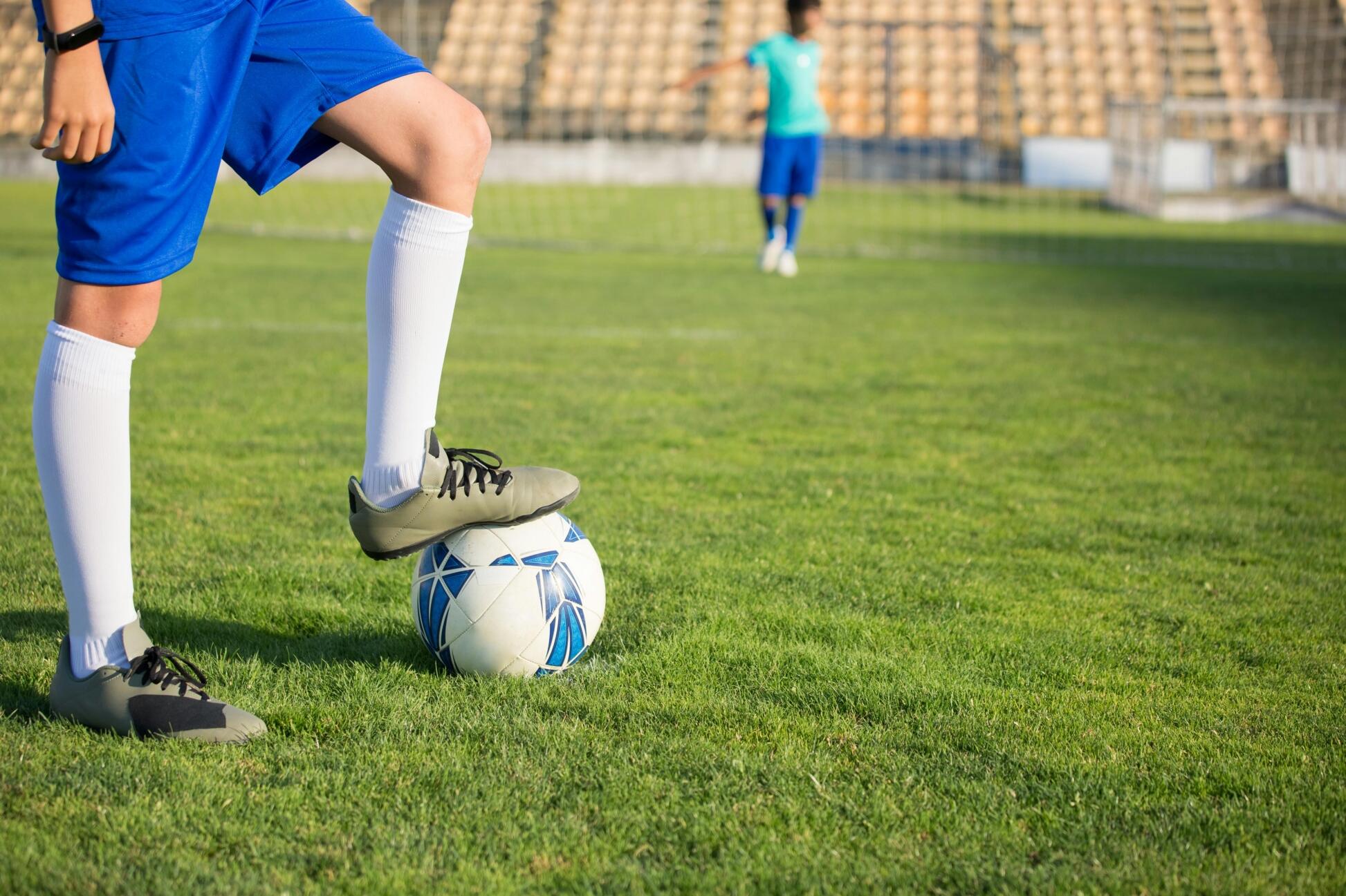 Life Lessons from Football: What the Game Teaches You On and Off the Field