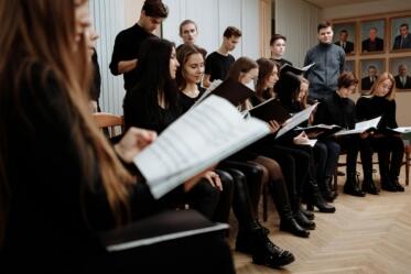 Choir Songs for High School: Your Repertoire Guide for Class
